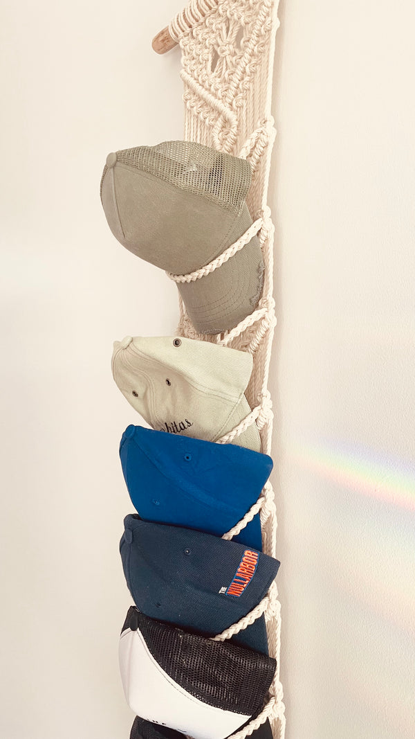 10 Cap Hanger - Lorna & Lila